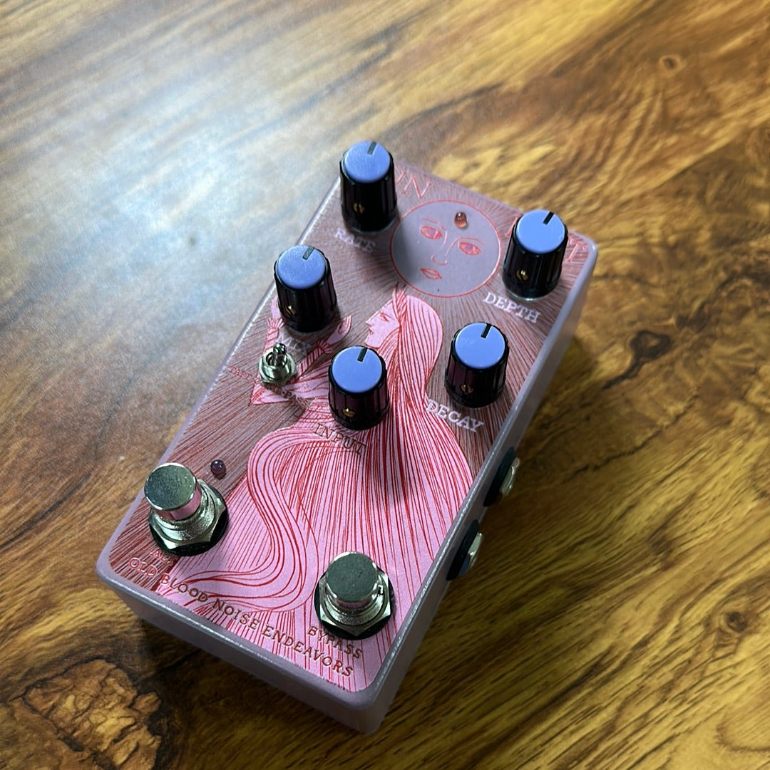 Used Old Blood Noise Endeavors Sunlight TSU15836 – Tone Shop Guitars