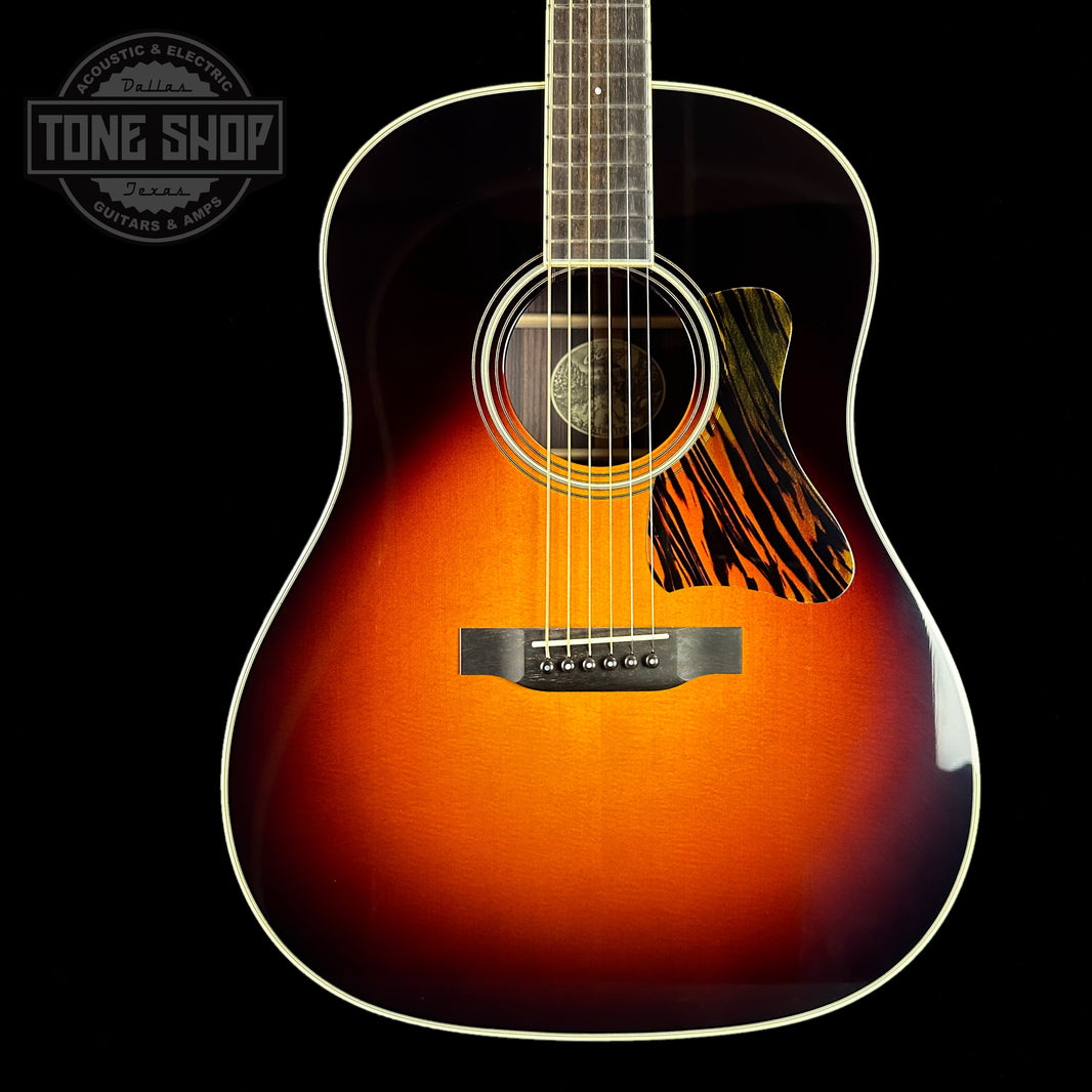 Collings Acoustic Guitars – Tone Shop Guitars