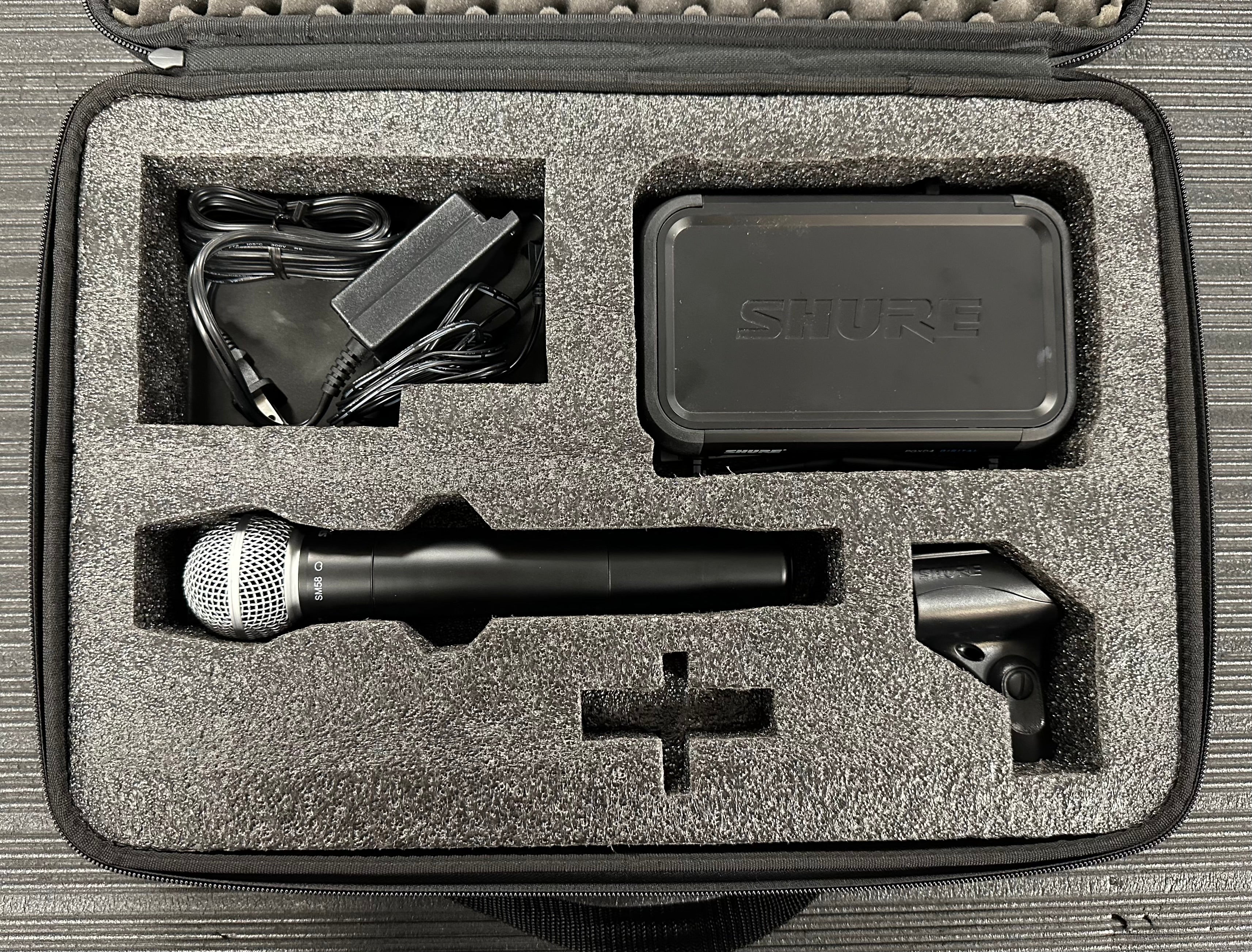 Used Shure PGXD4 Digital SM58 Wireless Mic System TSS4016 Used Shure PGXD4 Digital SM58 Wireless Mic System TSS4016