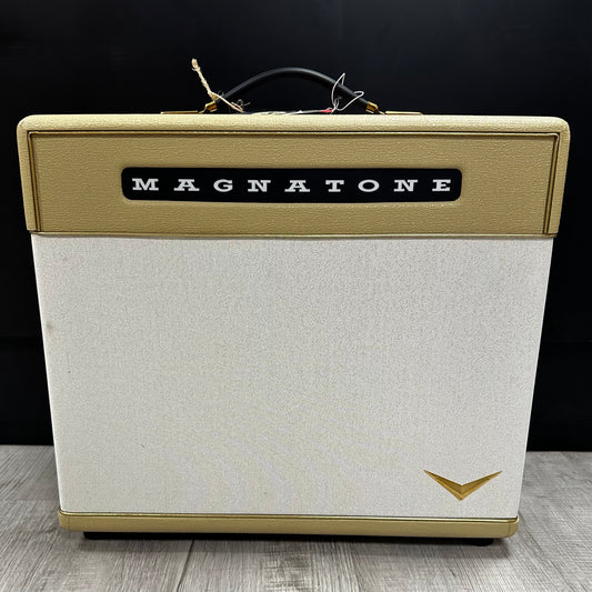 Magnatone – Tone Shop Guitars