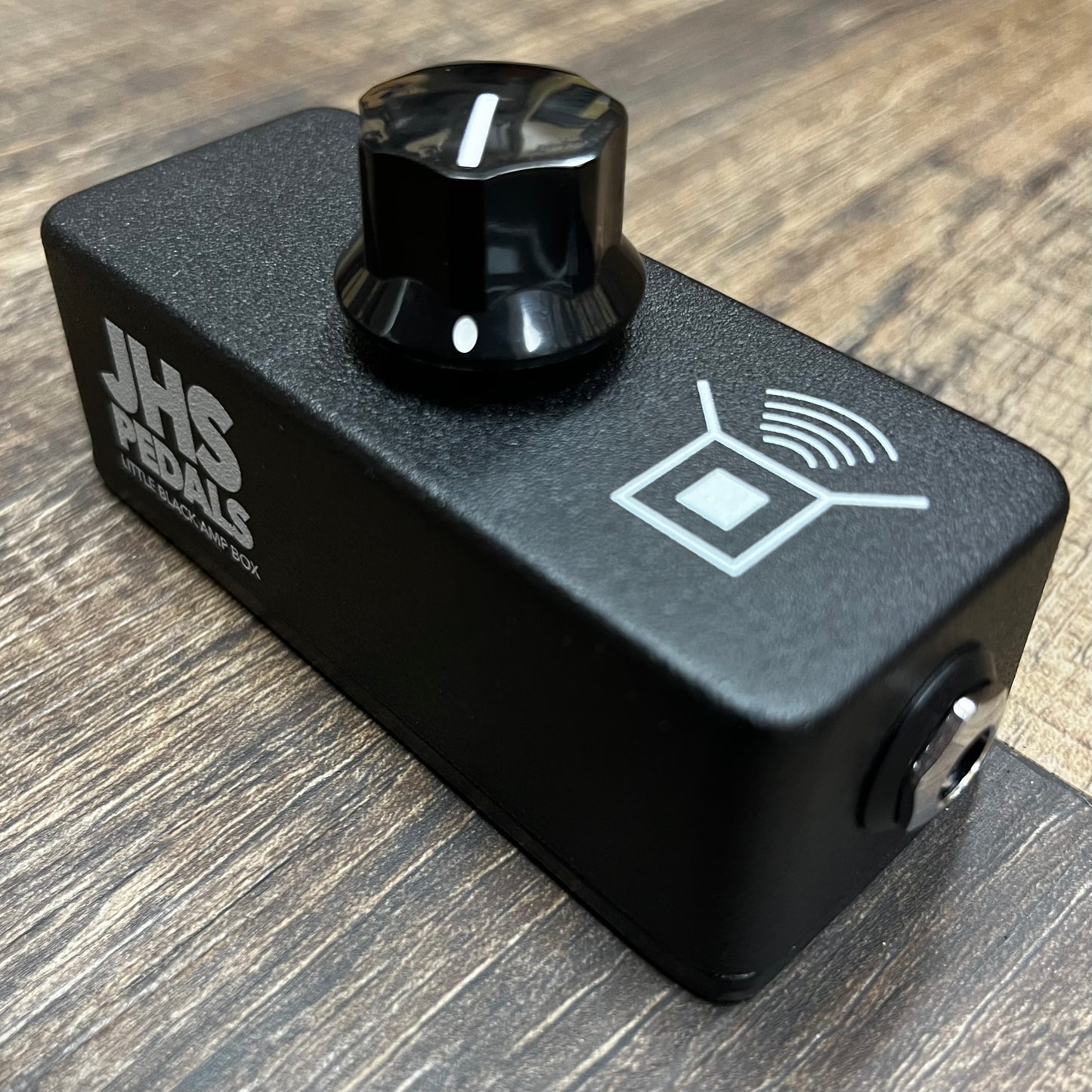 Used JHS Little Black Amp Box w/box TFW264 – Tone Shop Guitars