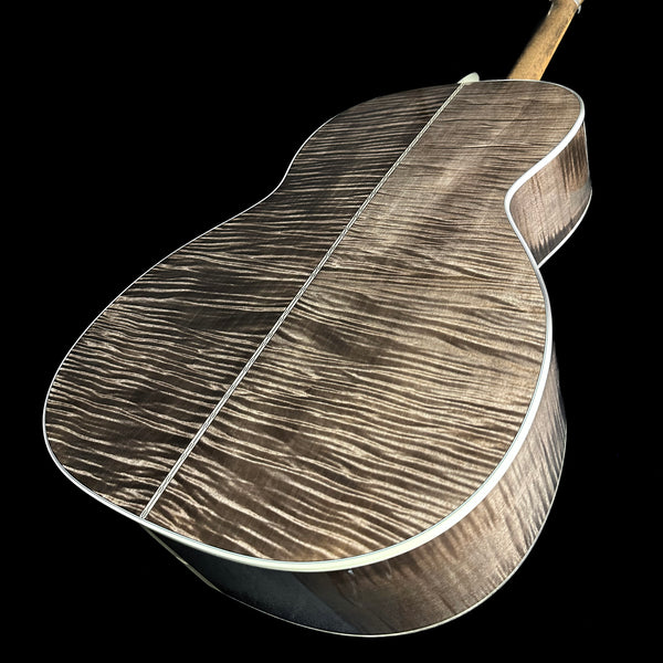 Martin Custom Shop 000-12F Italian Alpine Spruce/Flamed Maple w/case